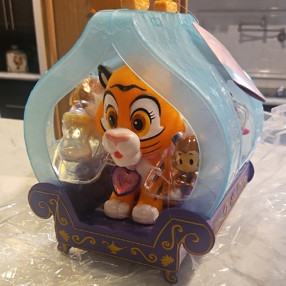 Disney | Toys | Disney Rajah And Abu Action Figure Playset | Poshmark